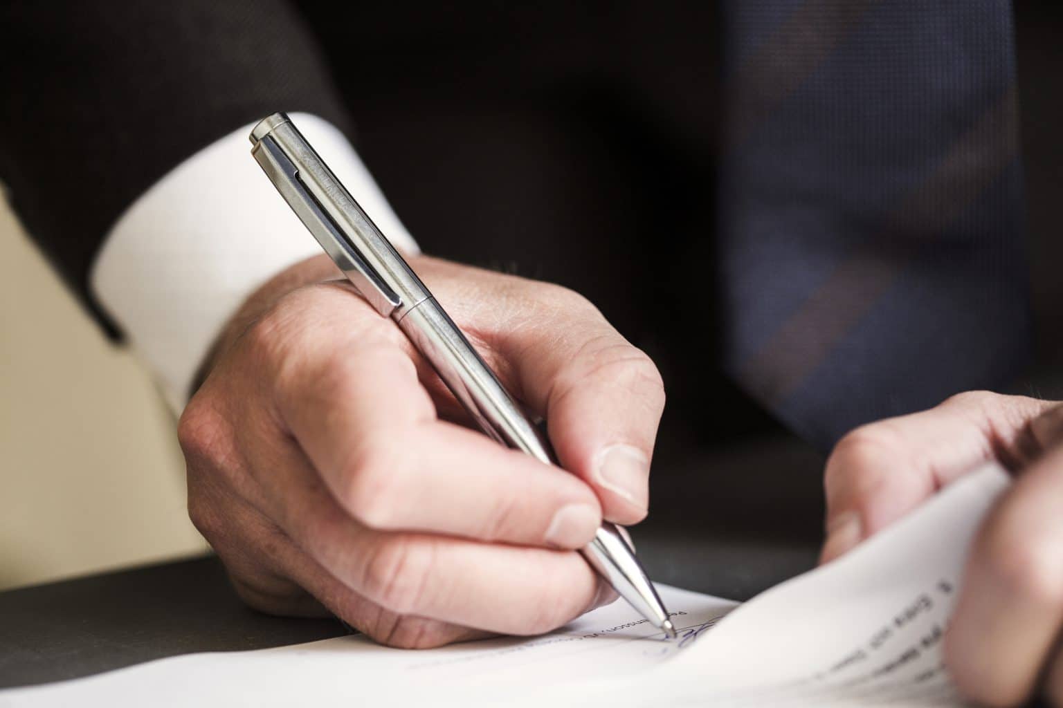 Schenken en teruglenen: de ‘schenking op papier’ - Nieuws - OMD Notarissen